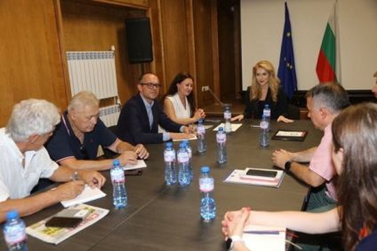 Съвместни инициативи между Комисията за защита на потребителите и